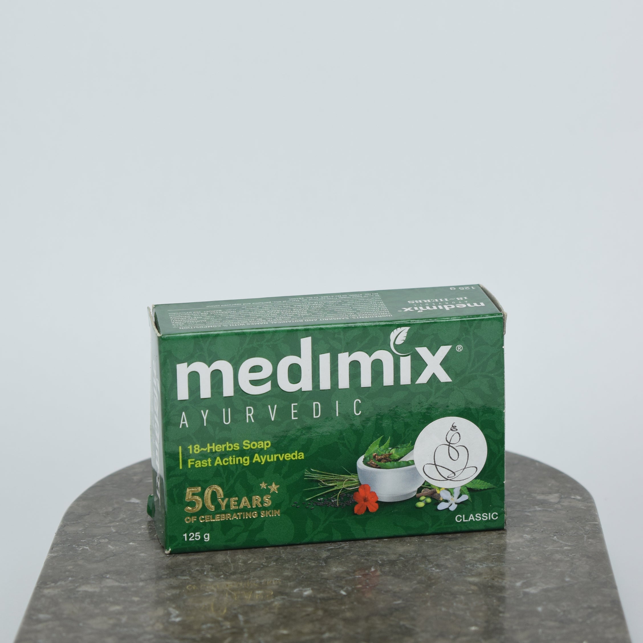 Medimix Classic 18 Herbs fast tvål 125 g – BierkaVeda